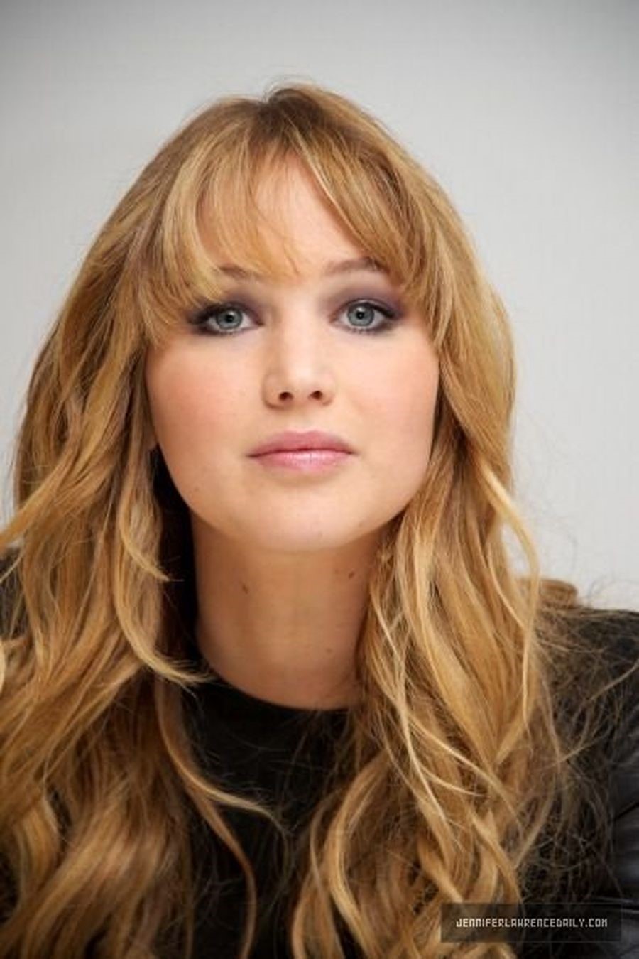 Hairstyles With Bangs 30 of the Most Popular - ਮੁਟਿਆਰ - Pind to Runway ...