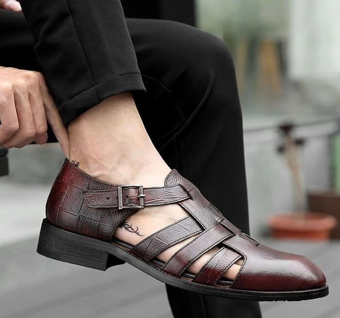 18 Different Types of Sandals for Men - ਮੁਟਿਆਰ - Pind to Runway ...