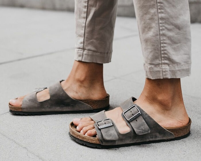 18 Different Types of Sandals for Men - ਮੁਟਿਆਰ - Pind to Runway ...