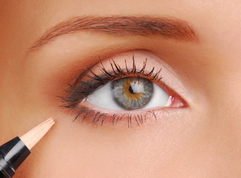 EASY STEPS FOR EYE MAKEUP: A BEGINNER’S GUIDE! - ਮੁਟਿਆਰ - Pind to ...